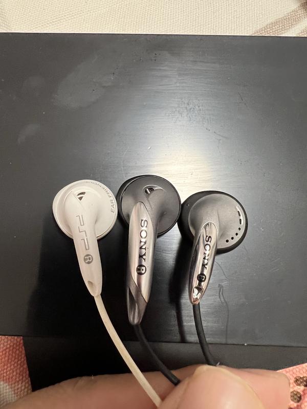 person 的想法: 索尼E808、E828和E838 | 和一个索尼代工厂员工以及一老烧聊天，一致认为808是索尼耳塞时代最好听的那个 ...