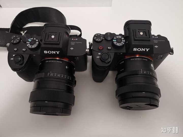 选索尼A1更好还是R4A+S3更好？ - 知乎