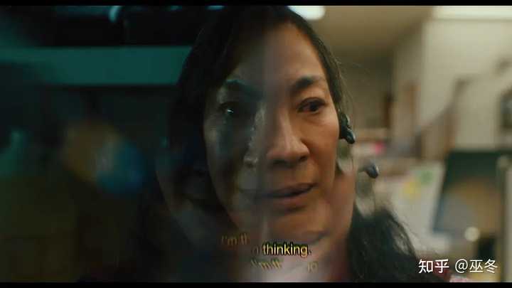 如何评价杨紫琼主演的电影《瞬息全宇宙》？ - 知乎