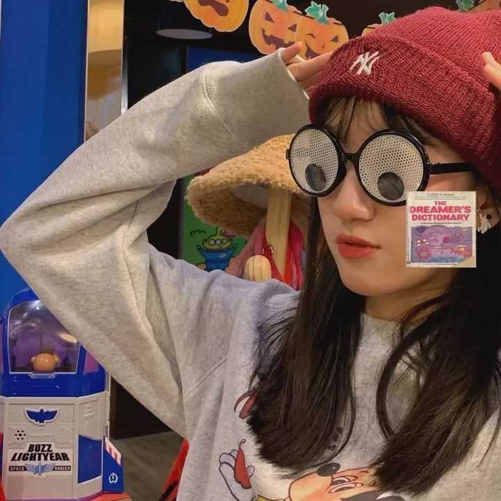 有哪些让人眼前一亮的阿美咔叽或美式复古头像? - 知乎