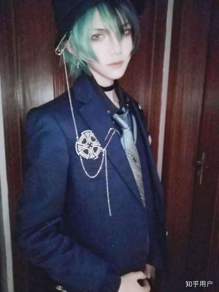 日常穿DK制服是怎样一番体验？ - 知乎