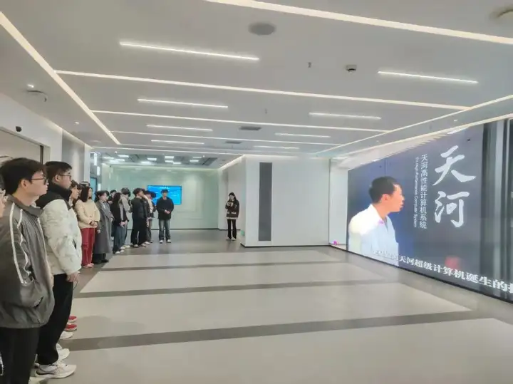 信创校园行：湖南工商大学师生走进XPlaza信创开源平台 - XPlaza 信创开源广场 - 中国人自己的信创开源代码仓库，开发者社区