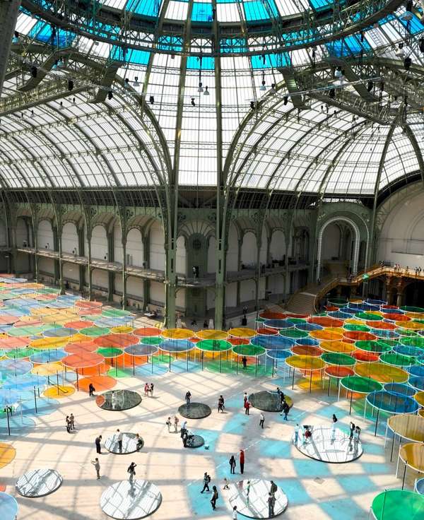 RoSSo艺术留学 的想法: 装置艺术 法国大师Daniel Buren 以“Exce… - 知乎