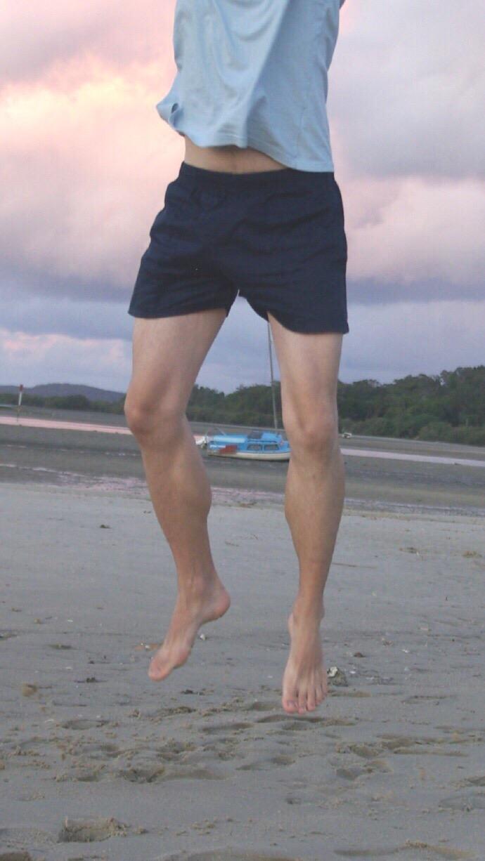 男生如何让自己的腿变得好看? 知乎