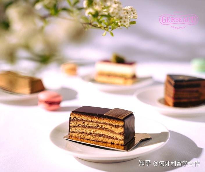 匈牙利旅行：布达佩斯隐藏的4家“瑰宝级”咖啡馆！ - 知乎