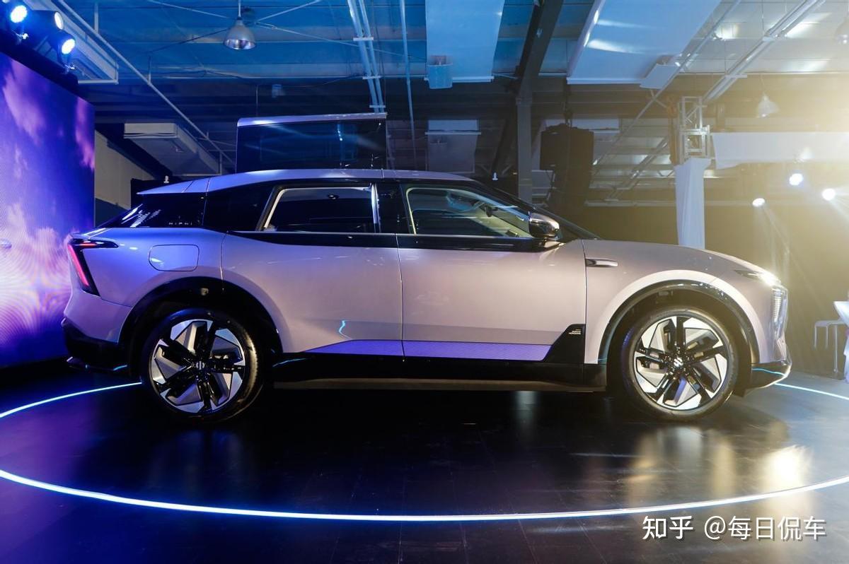 要表现力还是体验？持有时间也需考虑 高合HiPhi Y对比蔚来ES6 - 知乎