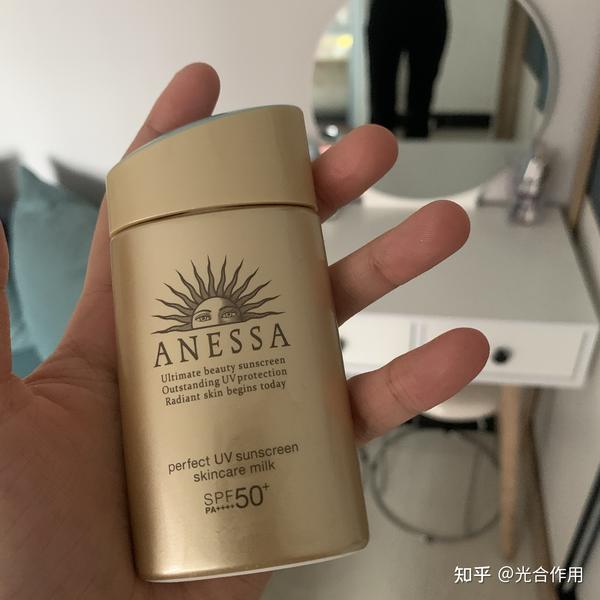 男生化出门用的淡妆需要哪些化妆品?男士日常底妆分享给你