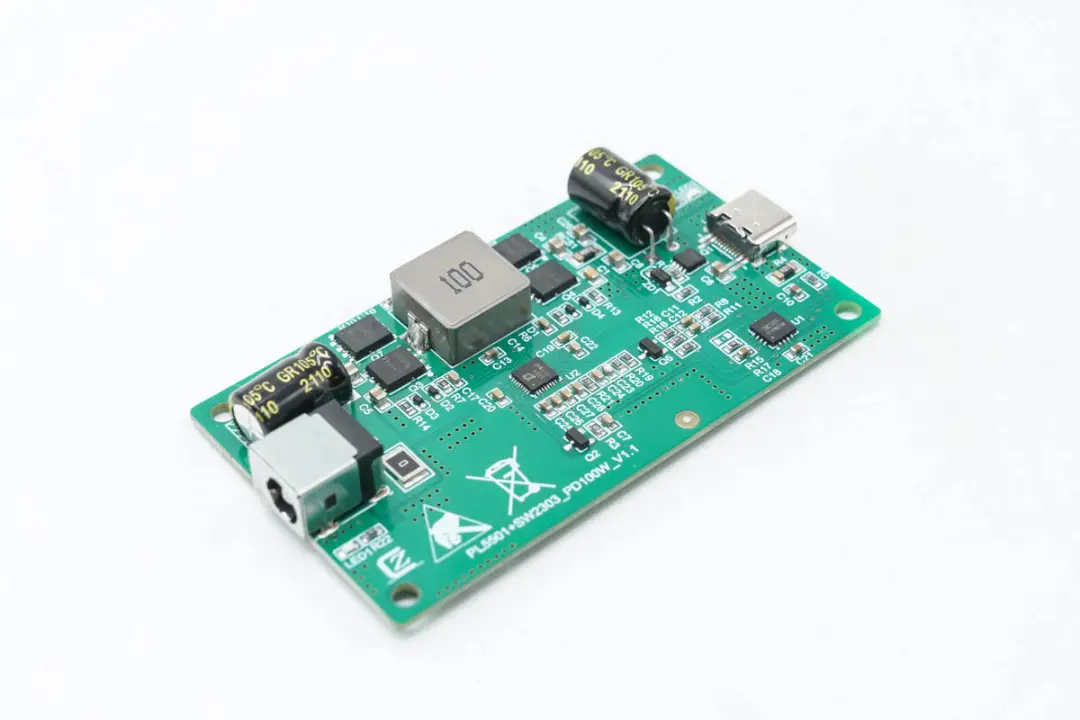 支持100W PD快充：宝砾微PL5501+智融SW2305升降压方案评测 - 知乎