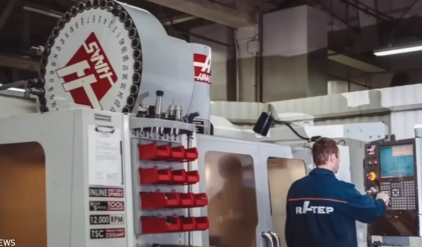 实锤公布，美国帮助俄罗斯生产武器打乌克兰，战争生意两头吃 - 知乎