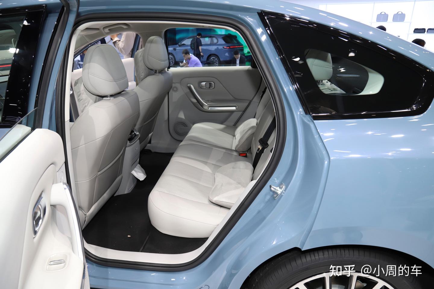 零跑掀桌子了！B01预售10.58万起，起步续航550km，5款车怎么选？ - 知乎