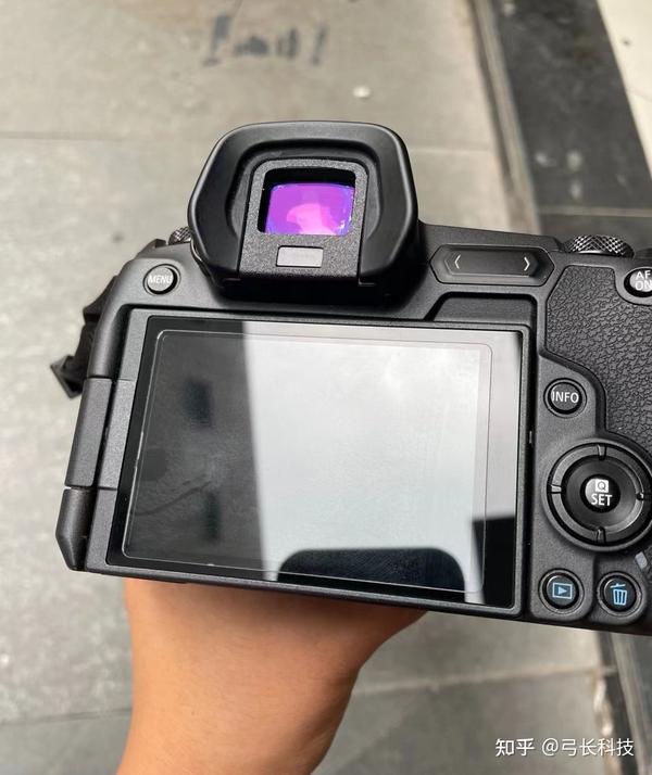 谁能告诉我2022年了佳能eosr还值得买不?