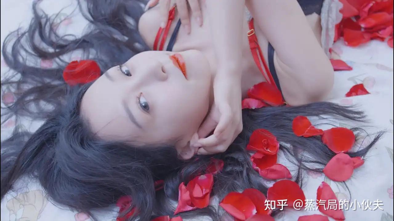 彦祖，又来学穿搭摄影了！8K全景132G的《哎呦！美女》值得买吗？ - 知乎