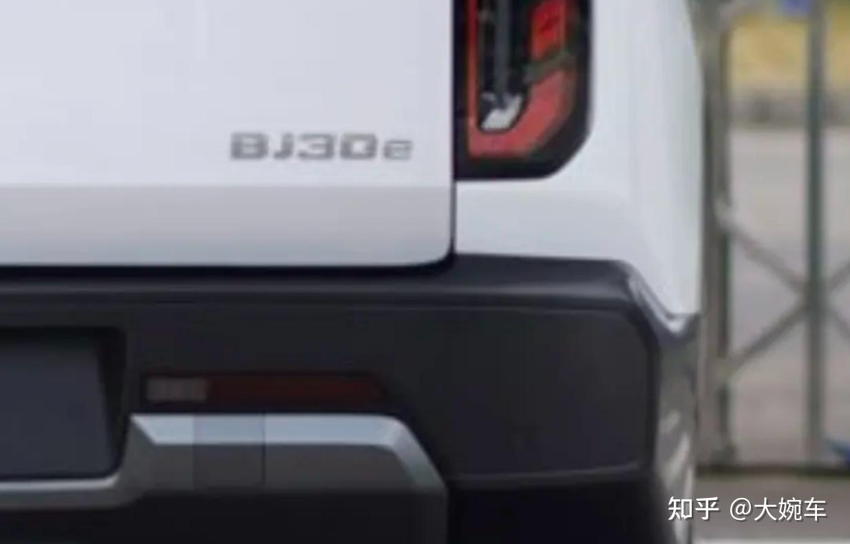 北汽新款混动轻越野车！BJ30e实车曝光，依旧缺乏插电式混动版本 - 知乎