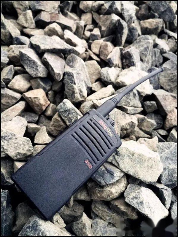 皮实耐用、稳定、高效，摩托罗拉Mag One A10D对讲机评测 - 知乎