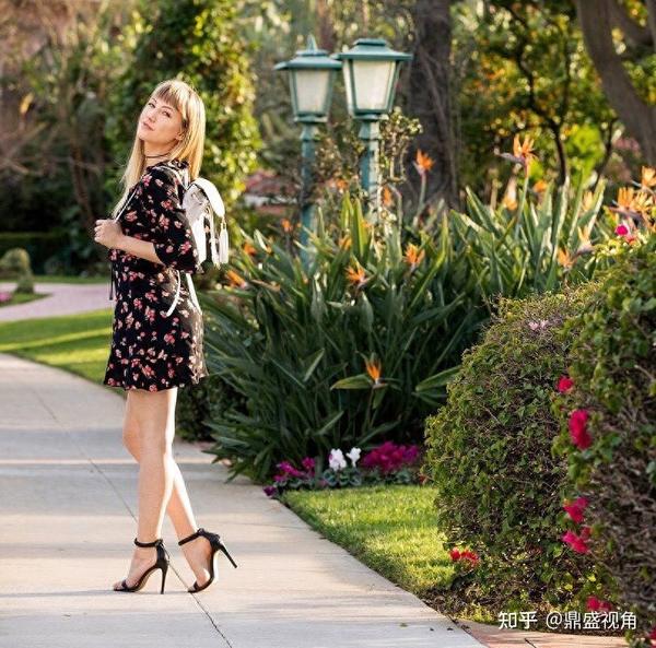 业界双馨女演员，艾维·沃尔夫(Ivy Wolfe)，一双迷人的绿色大眼睛 - 知乎