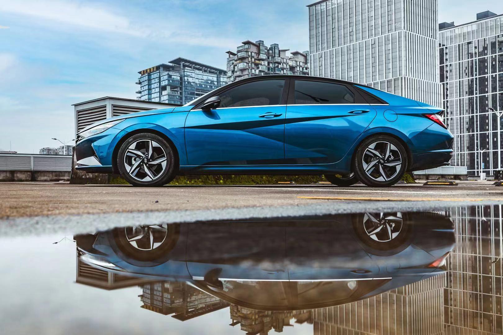 试驾第七代伊兰特：实测百公里油耗4.8L，1.5L+CVT堪比混动？ - 知乎