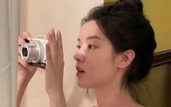 男人偷偷喜欢你，才会对你发出这样的信号” 知乎