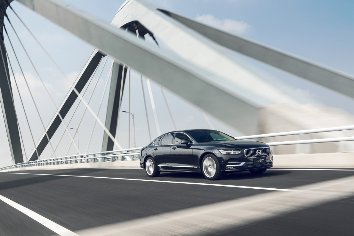 A6L与沃尔沃S90改款，哪一款更有优势 - 知乎