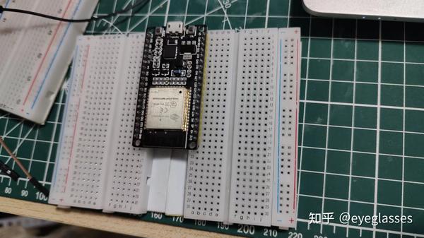 esp32与0.96OLED液晶显示屏连接 - 知乎