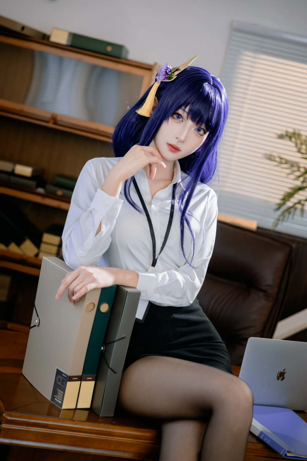 OL风格+窈窕身姿，颜值气质双绝！原神 雷电将军cos - 知乎