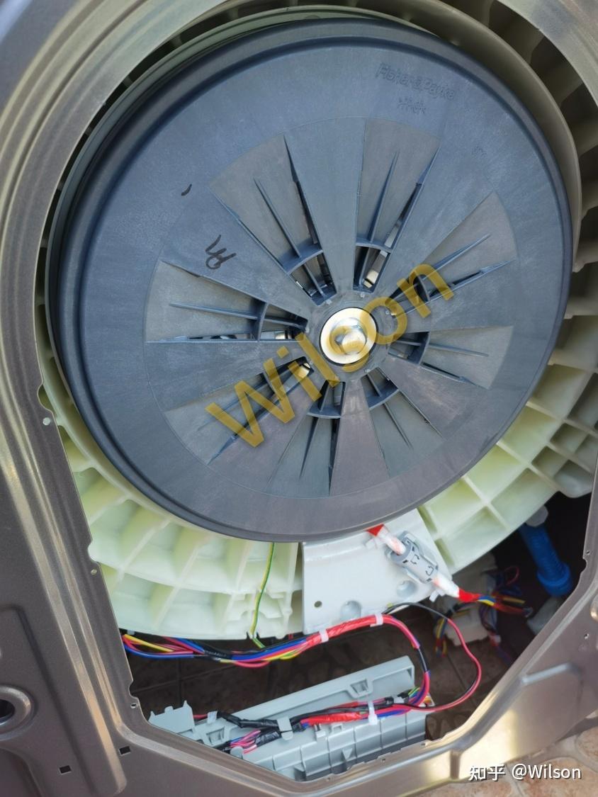 海尔洗衣机，相同价位的情况下是买BLDC的精华洗还是FPA直驱的其他型号呢？