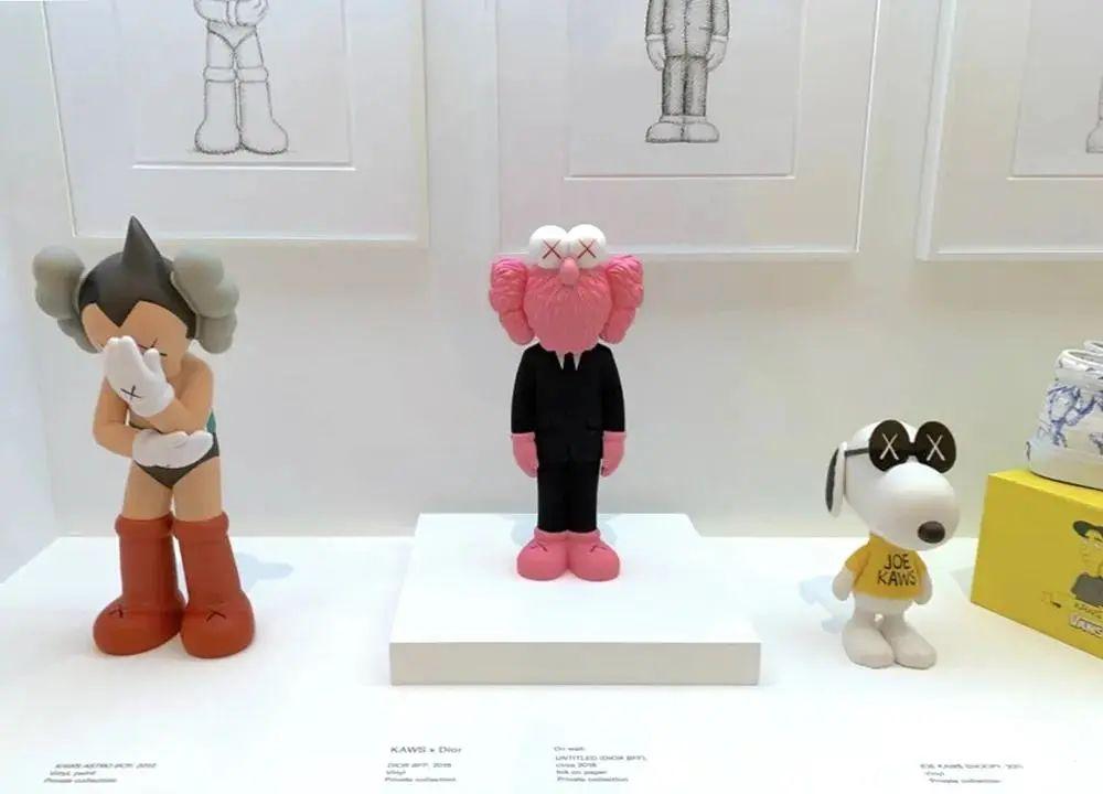 关于KAWS，你想知道的都在这 - 知乎