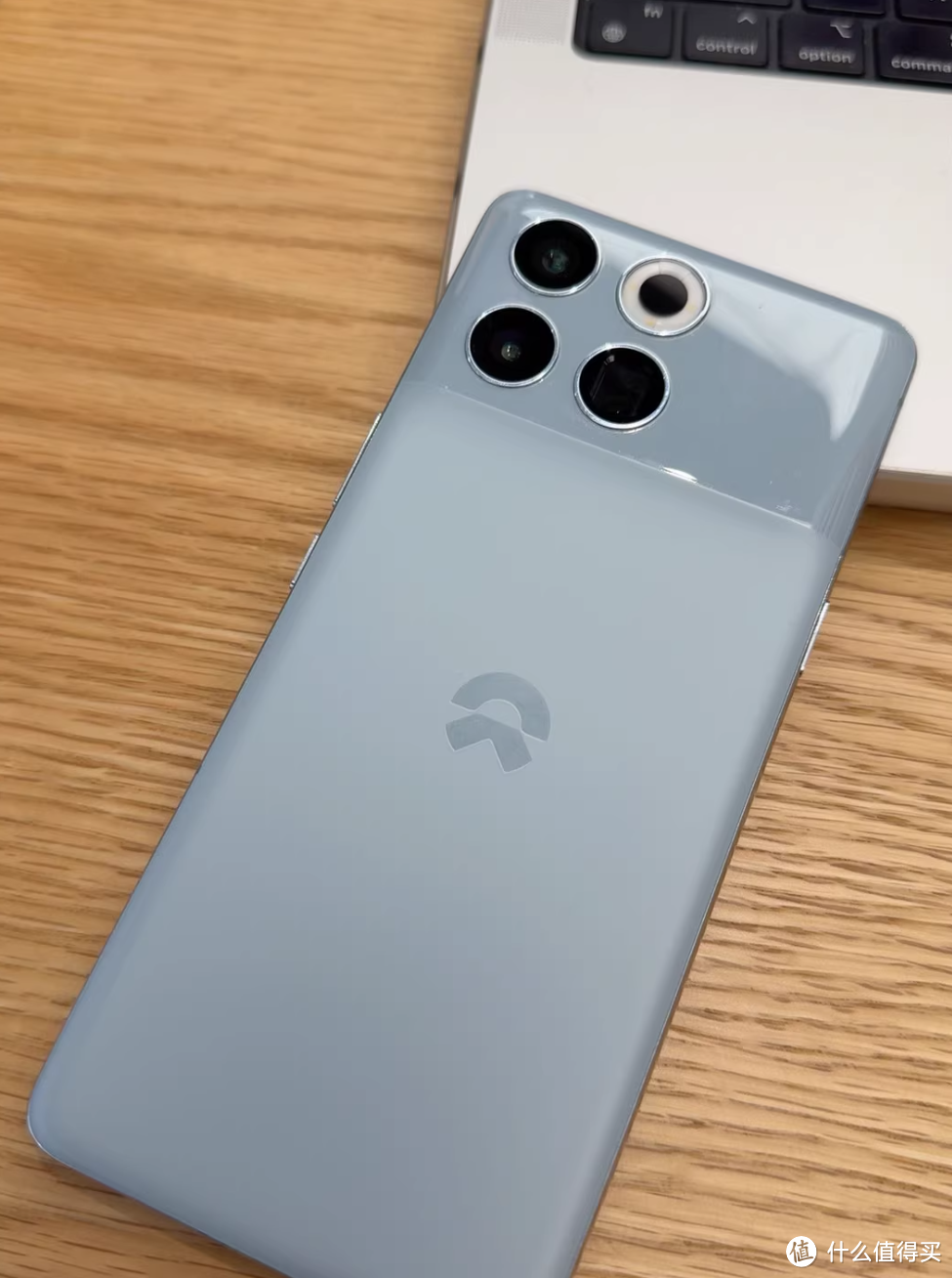 大量NIO Phone流入闲鱼，原价6499，现在2300，这款手机值得买么 - 知乎