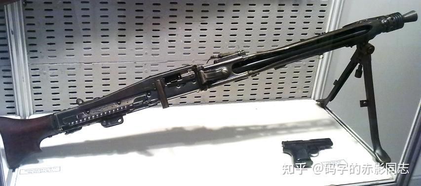 射击游戏枪械考据（二）——卡拉彼丘B篇乌尔比诺阵营 - 知乎