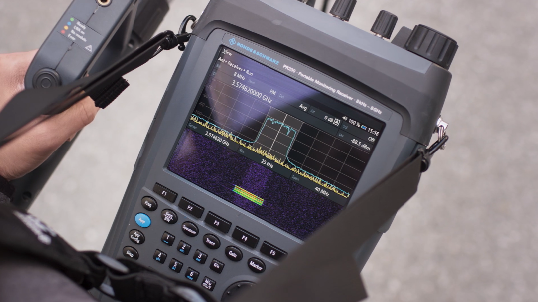 罗德与施瓦茨 PR200 手持式无线电监测接收机 - 知乎