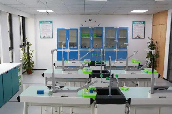 理化生AI智能实验室的革新，急需这样一套全方位解决方案！ - 知乎