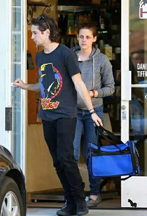 深扒克里斯汀斯图尔特（ Kristen Stewart）的心路历程及事业轨迹（纯个人看法，不喜者慎入） - 知乎