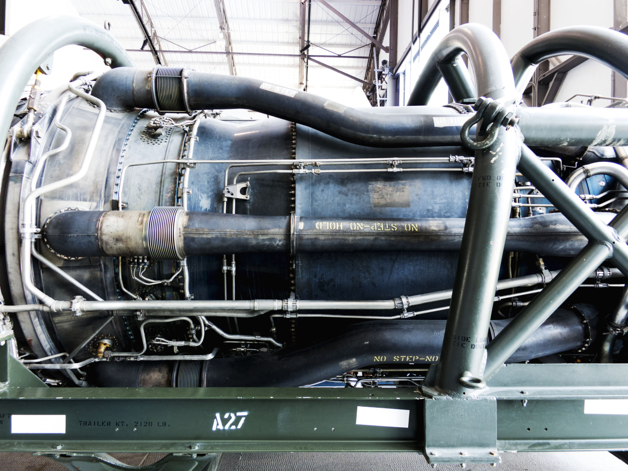 最优雅又最野蛮的动力——SR71黑鸟的心脏普惠J58 - 知乎