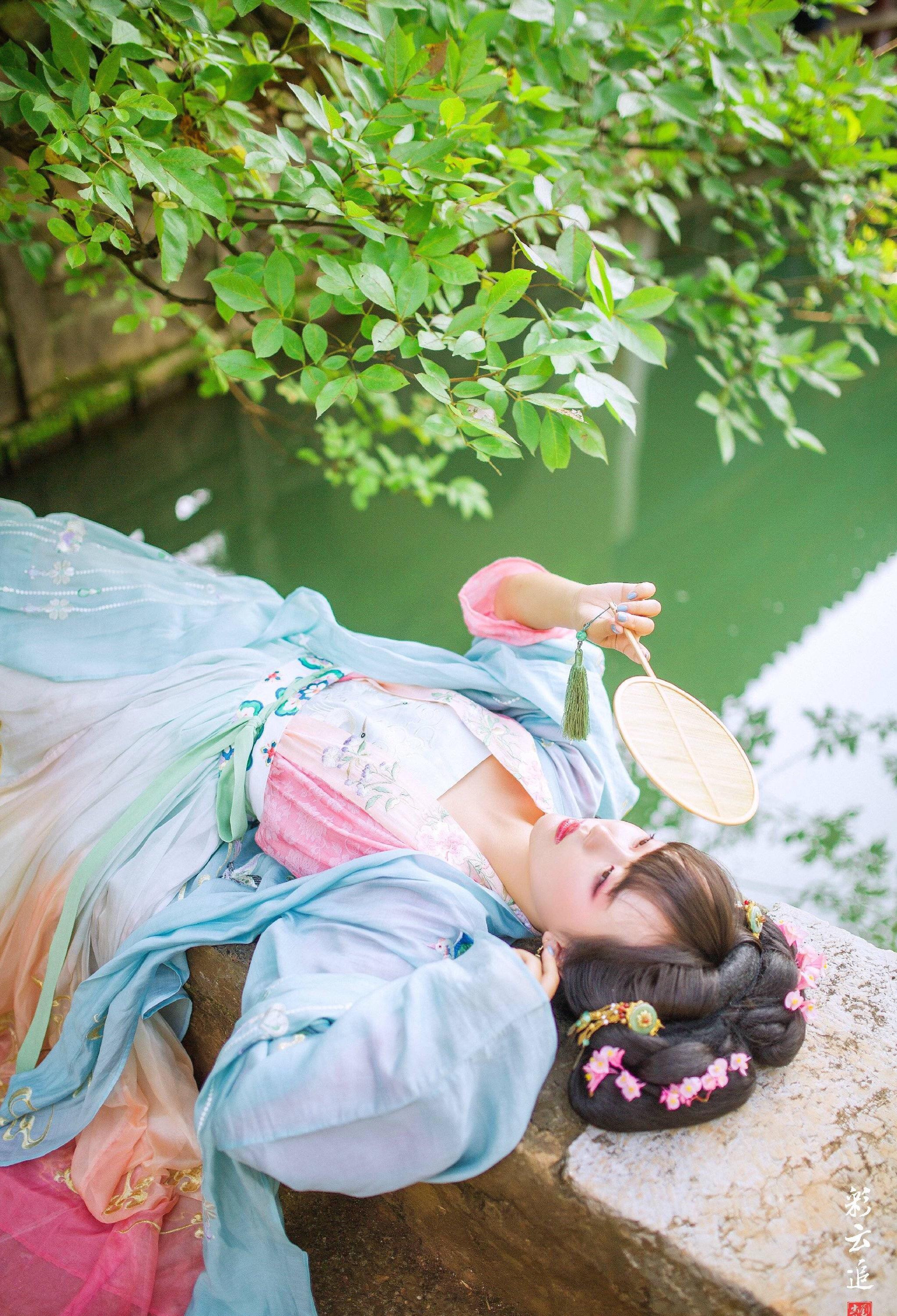 200张古风美女壁纸，持续更新中 - 知乎