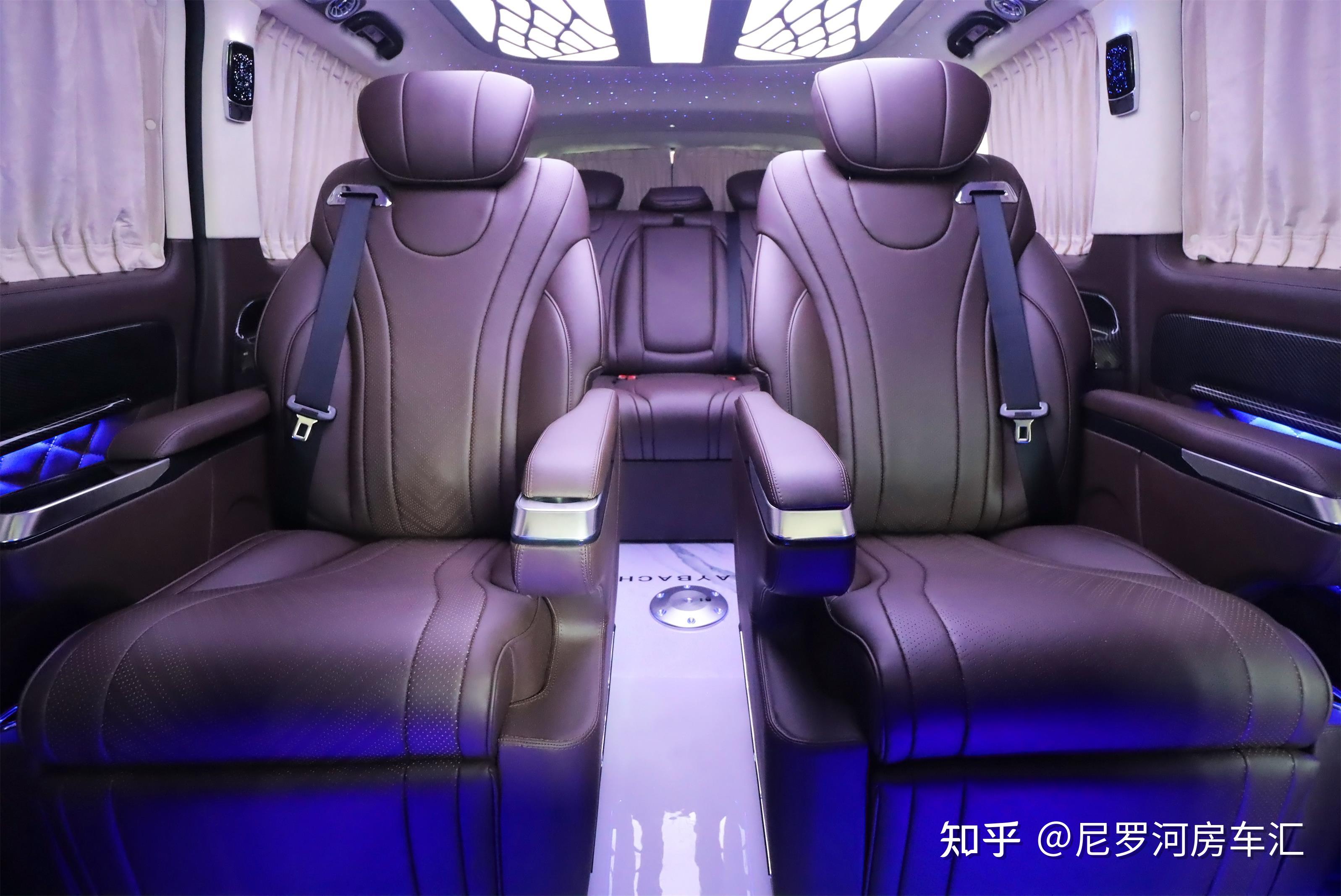 【新车到店】新款奔驰平顶威霆VS680L—迈巴赫咖啡棕 - 知乎