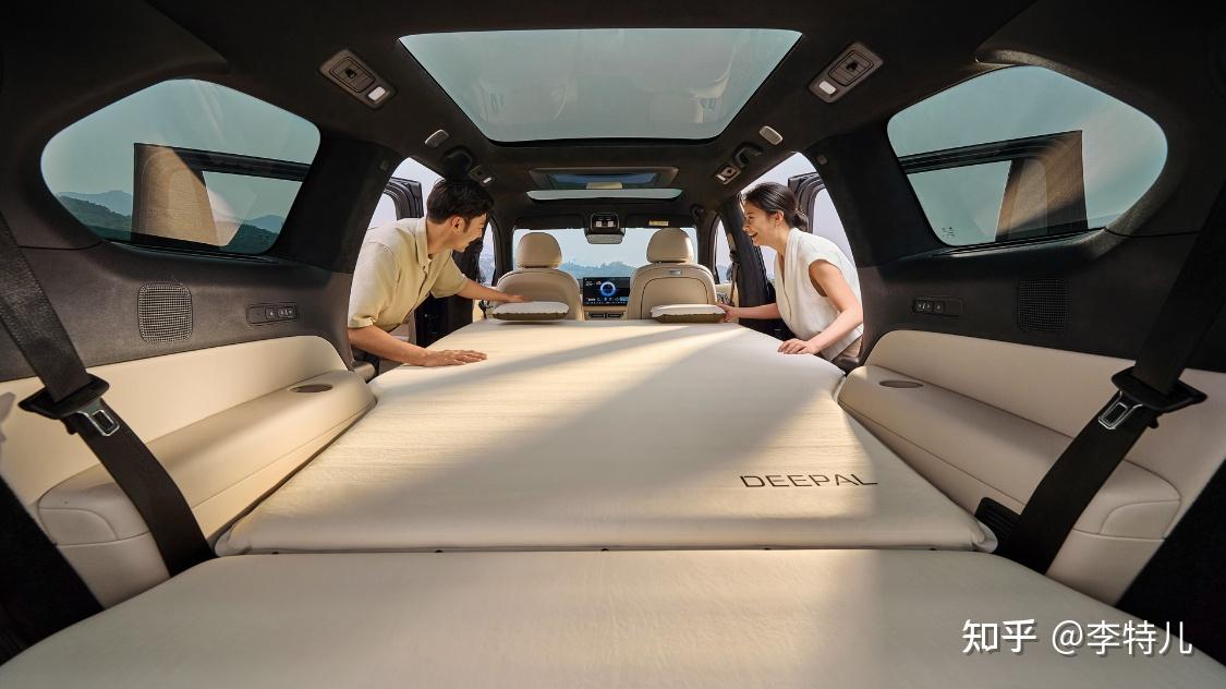 大6座SUV之争：深蓝S09和问界M8到底该咋选 - 知乎