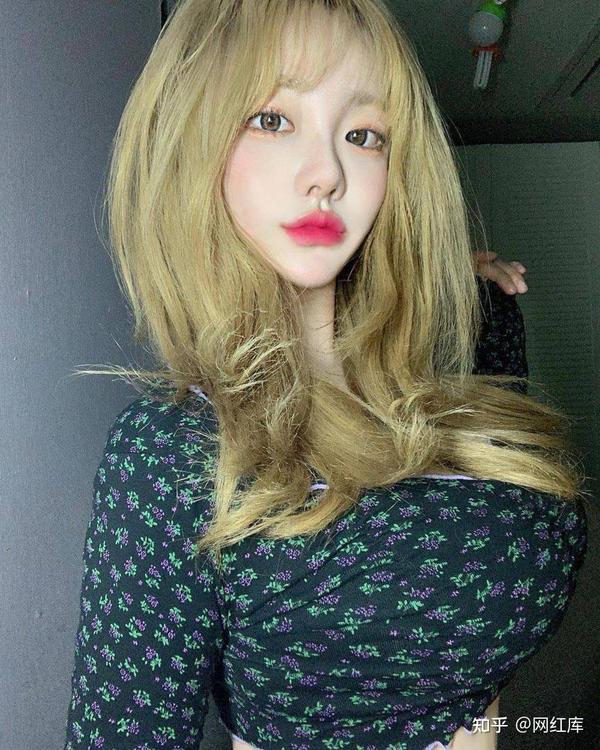 甜甜的韩国网红女神sejinming这身材太逆天了 - 知乎