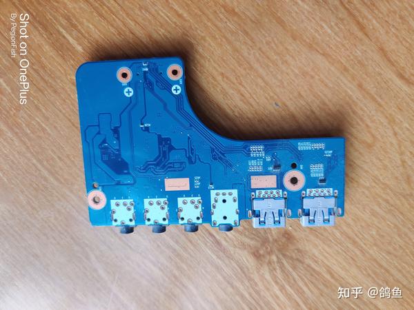 长寿板砖：蓝天P775DM2笔记本电脑评测 - 知乎