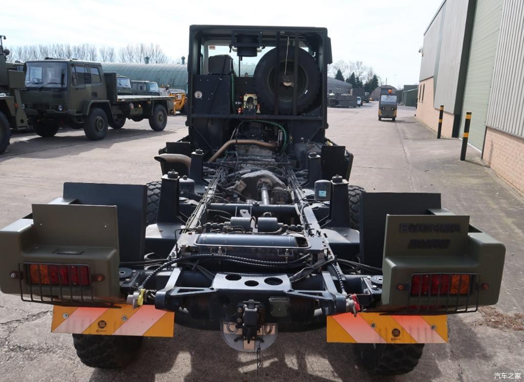 专为山区运送物资和人员 瑞士DURO轻型战术多用途车 - 知乎