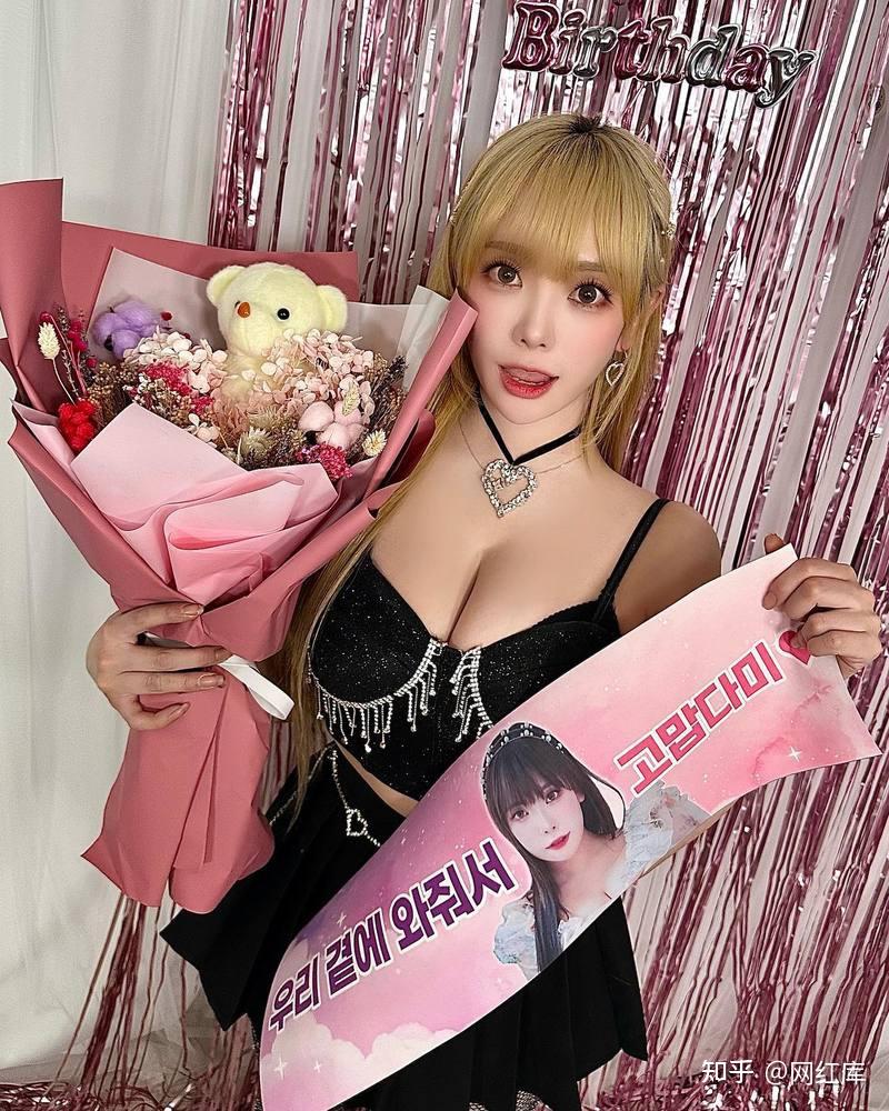 70万粉丝见证！Queen Dami 不仅颜值高，舞技也一流！ - 知乎