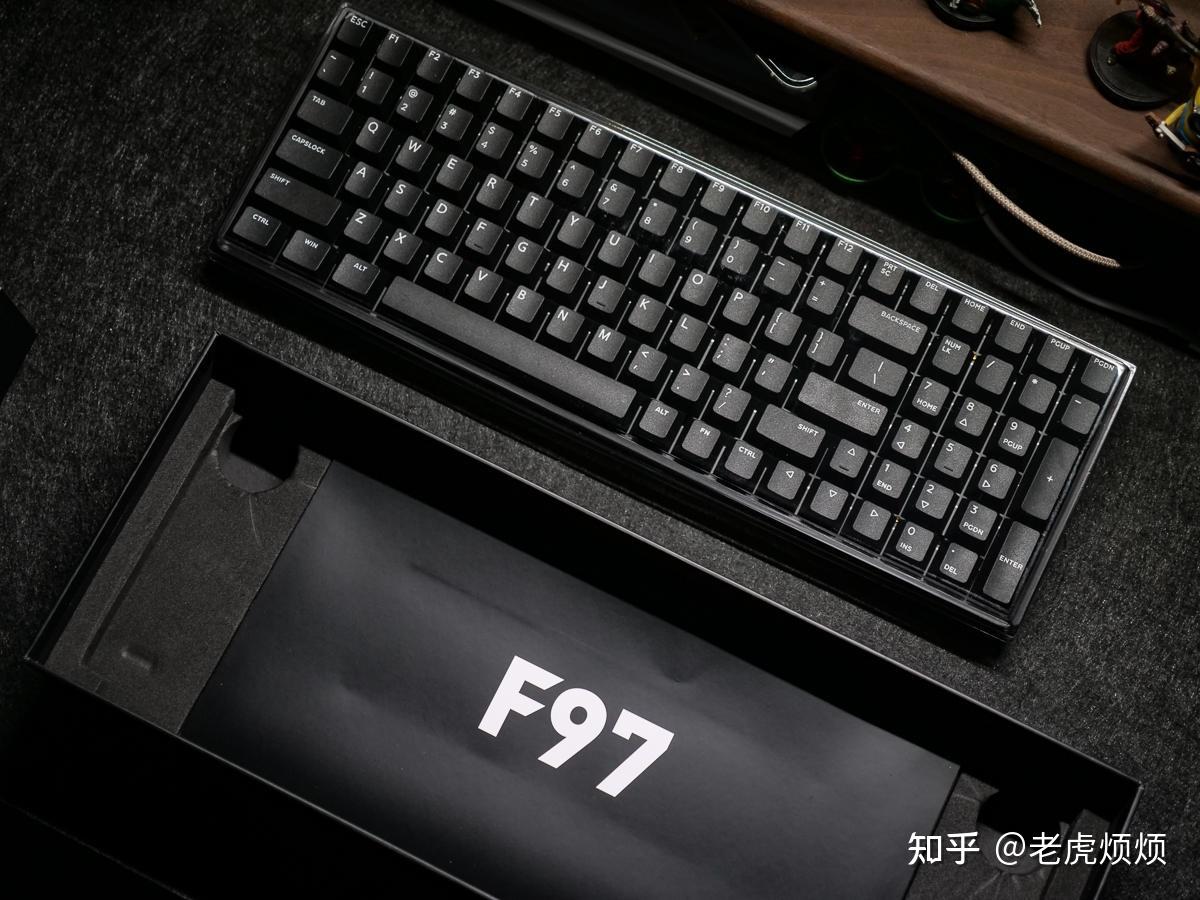 纯黑诱惑，IQUNIX F97 黑武士配色评测