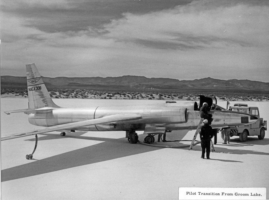 美国五角大楼发布三段UFO视频，背后的意义在何处？ - 知乎