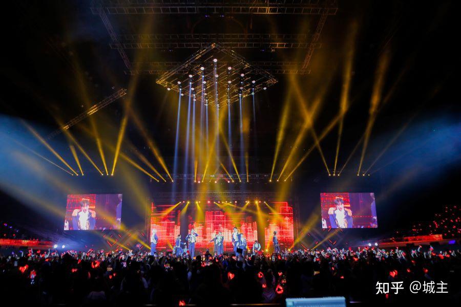 SUPER JUNIOR马尼拉“SUPER SHOW 9 : ROAD”盛况空前，在歌迷面前首次公开《Celebrate》舞台！ - 知乎