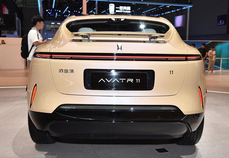 30万级华系SUV之争！阿维塔11对比智界R7谁更值？ - 知乎