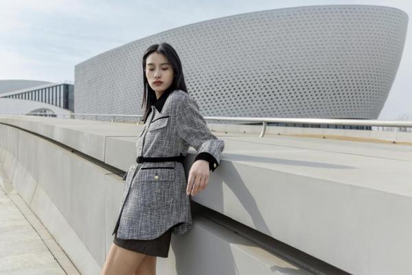 独属于淡人的时尚感，QIANHUI千慧服饰展现多元风格 - 知乎