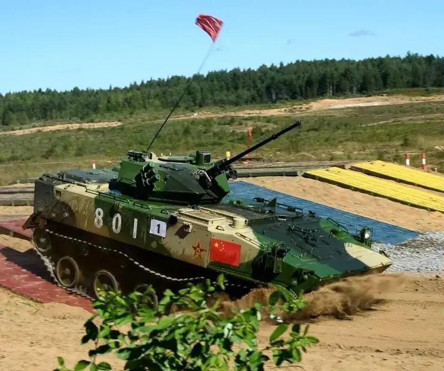 ZBD-03式伞兵战车：空中利刃，陆地先锋 - 知乎