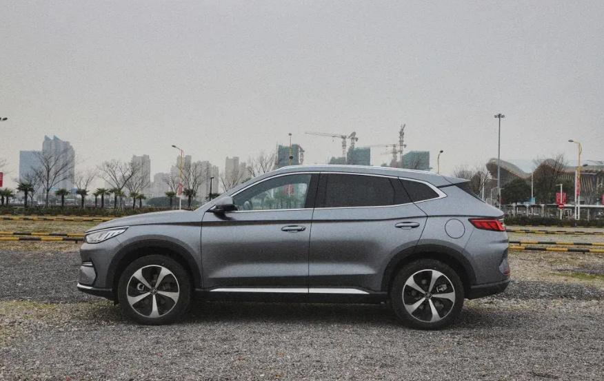 一边倒的碾压？比亚迪宋PLUS EV对比广汽埃安V Plus - 知乎