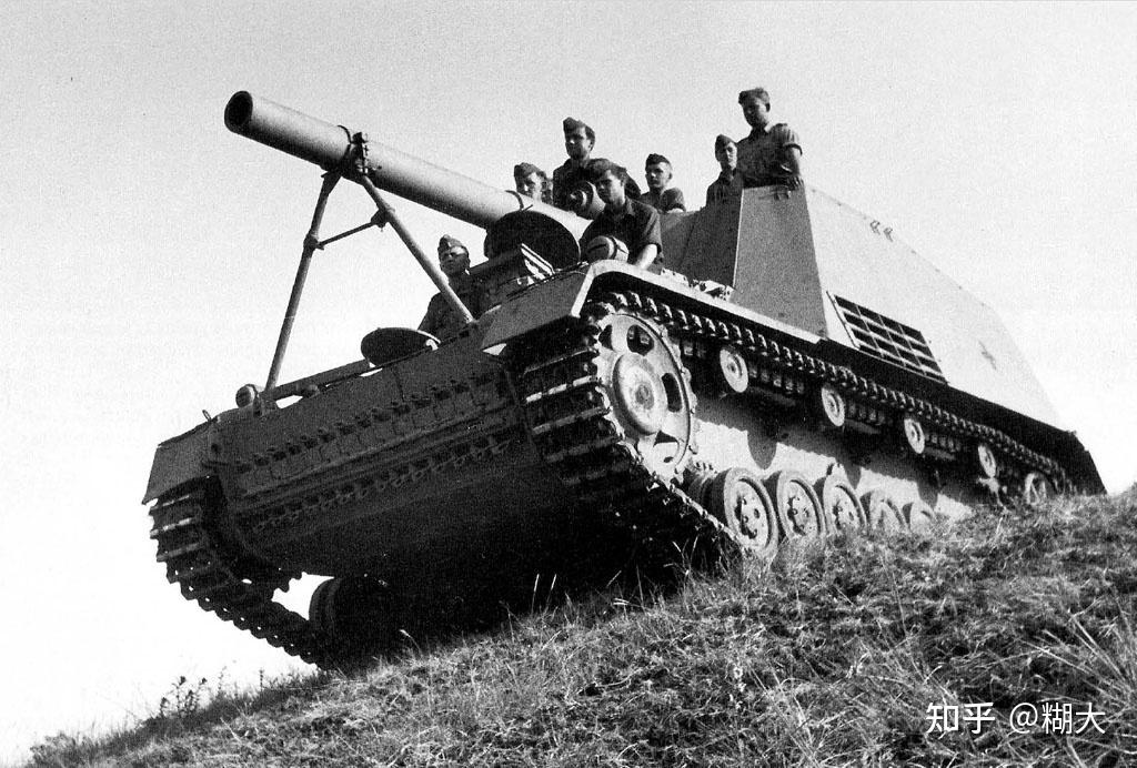 二战德国履带式“野蜂”自行火炮 - 知乎