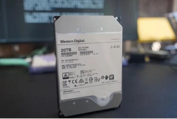 OptiNAND技术“加持”之下，西部数据20TB HC560 HDD有何表现？ - 知乎