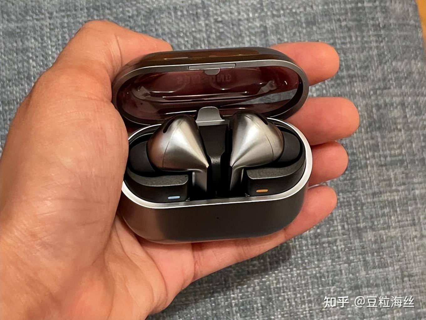 三星 Galaxy Buds 3 Pro 评测：不仅仅是 AirPods 的模仿者 - 知乎