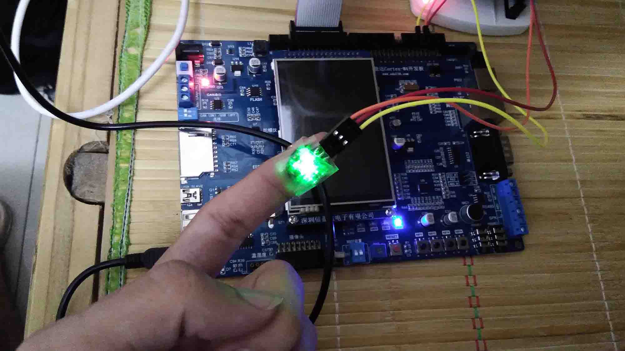 玩的就是心跳 —— 使用 PulseSensor 脉搏传感器测量心率 - 知乎
